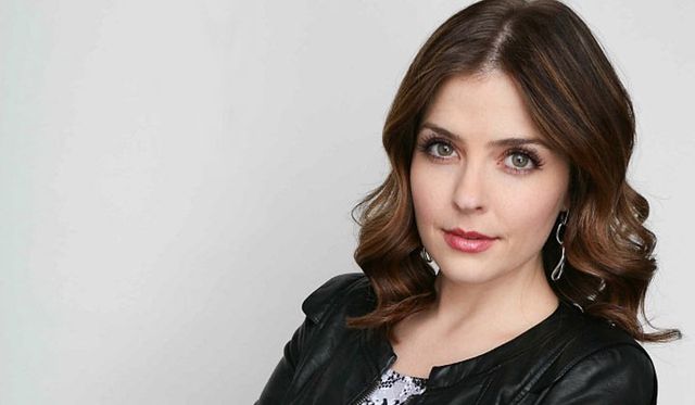 DAYS alum Jen Lilley reveals she's pregnant!