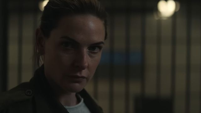 What is the real outside in Silo? Exploring the environment of the ...