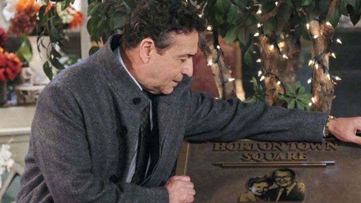 Why Stephen Schnetzer's Steve Olson is needed on Days of our Lives
