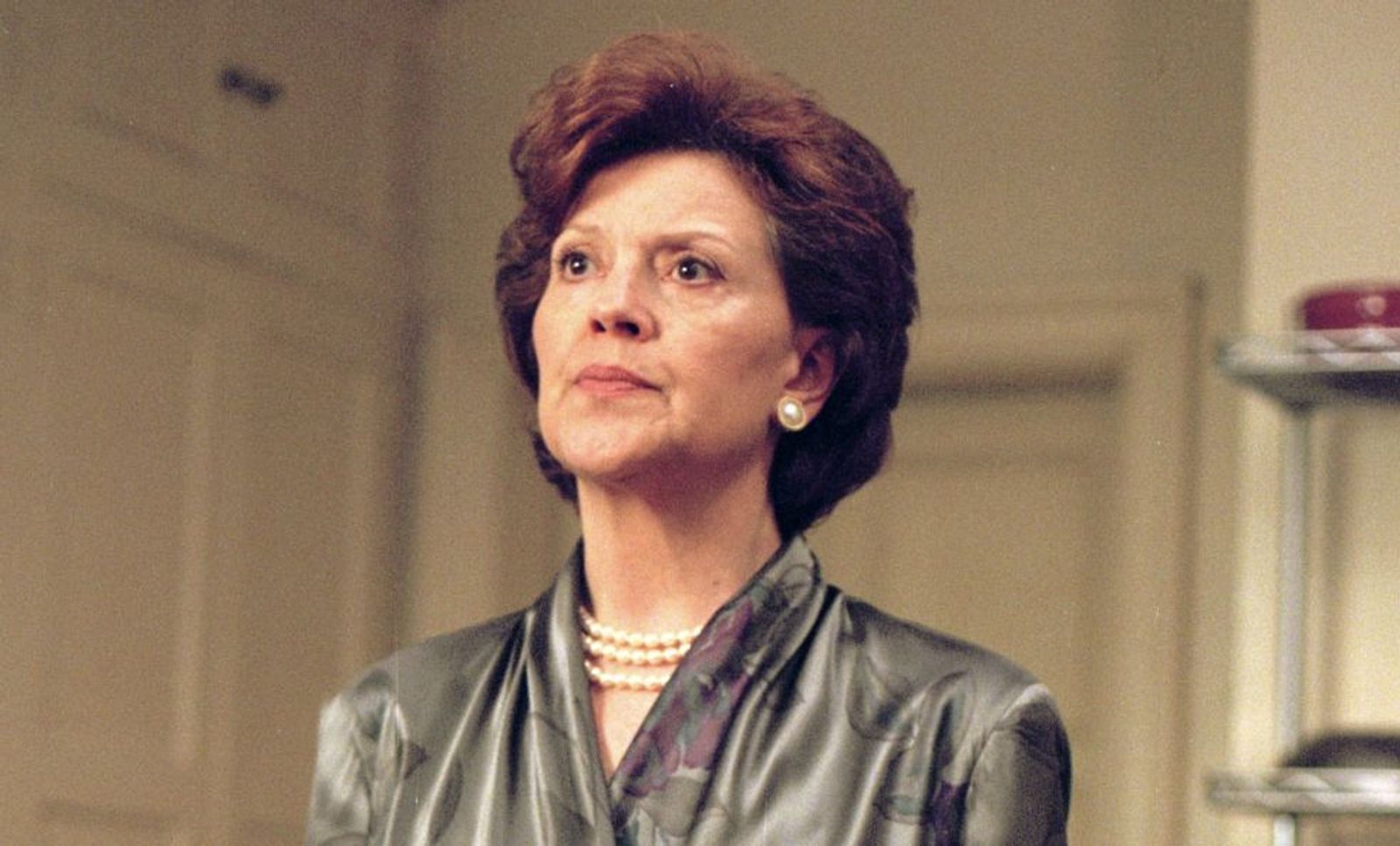 5 times Richard was a horrible husband to Emily on Gilmore Girls