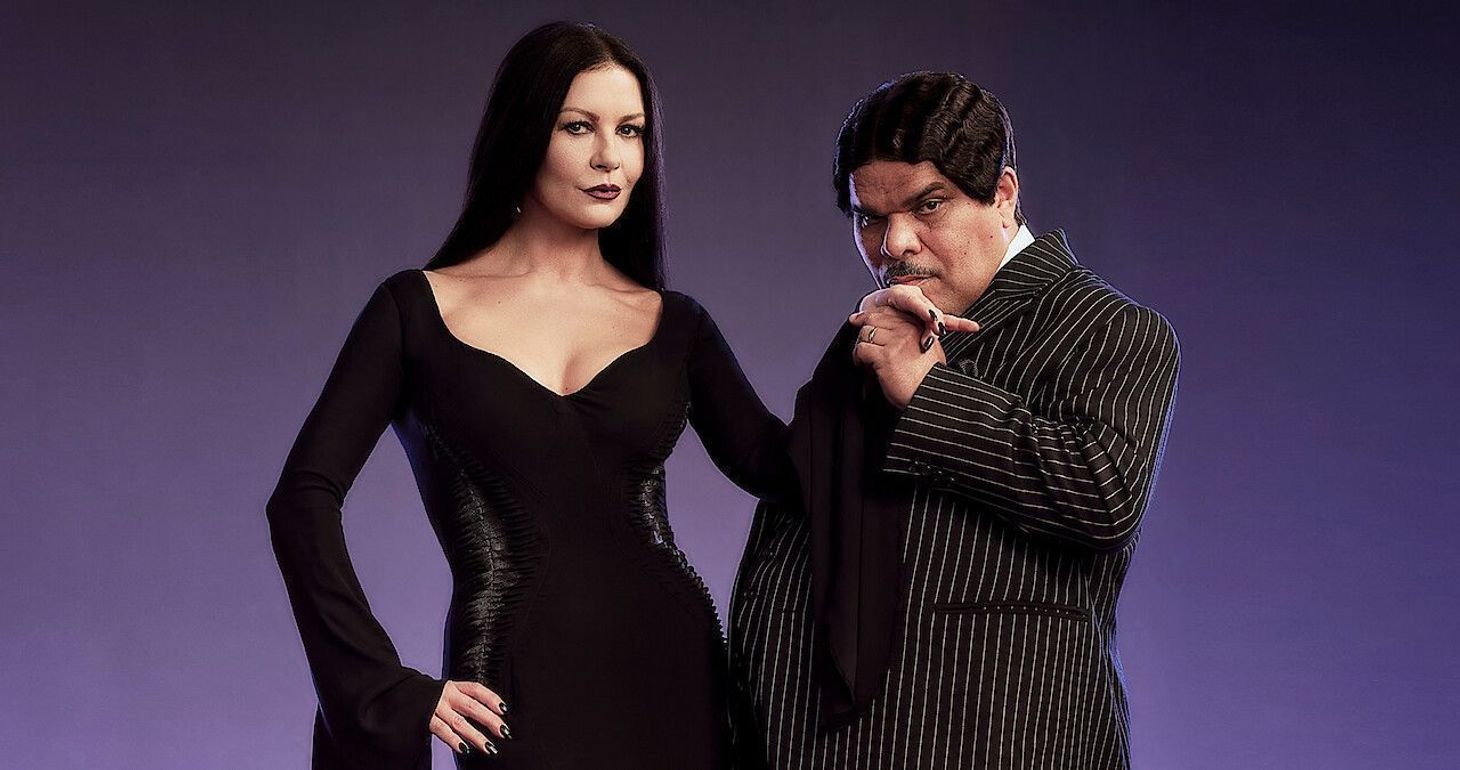 Who plays Gomez in Wednesday?