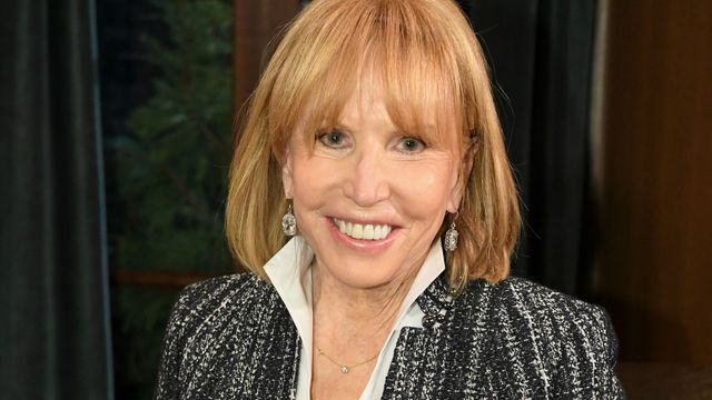 General Hospital stars honor Leslie Charleson at touching Celebration ...