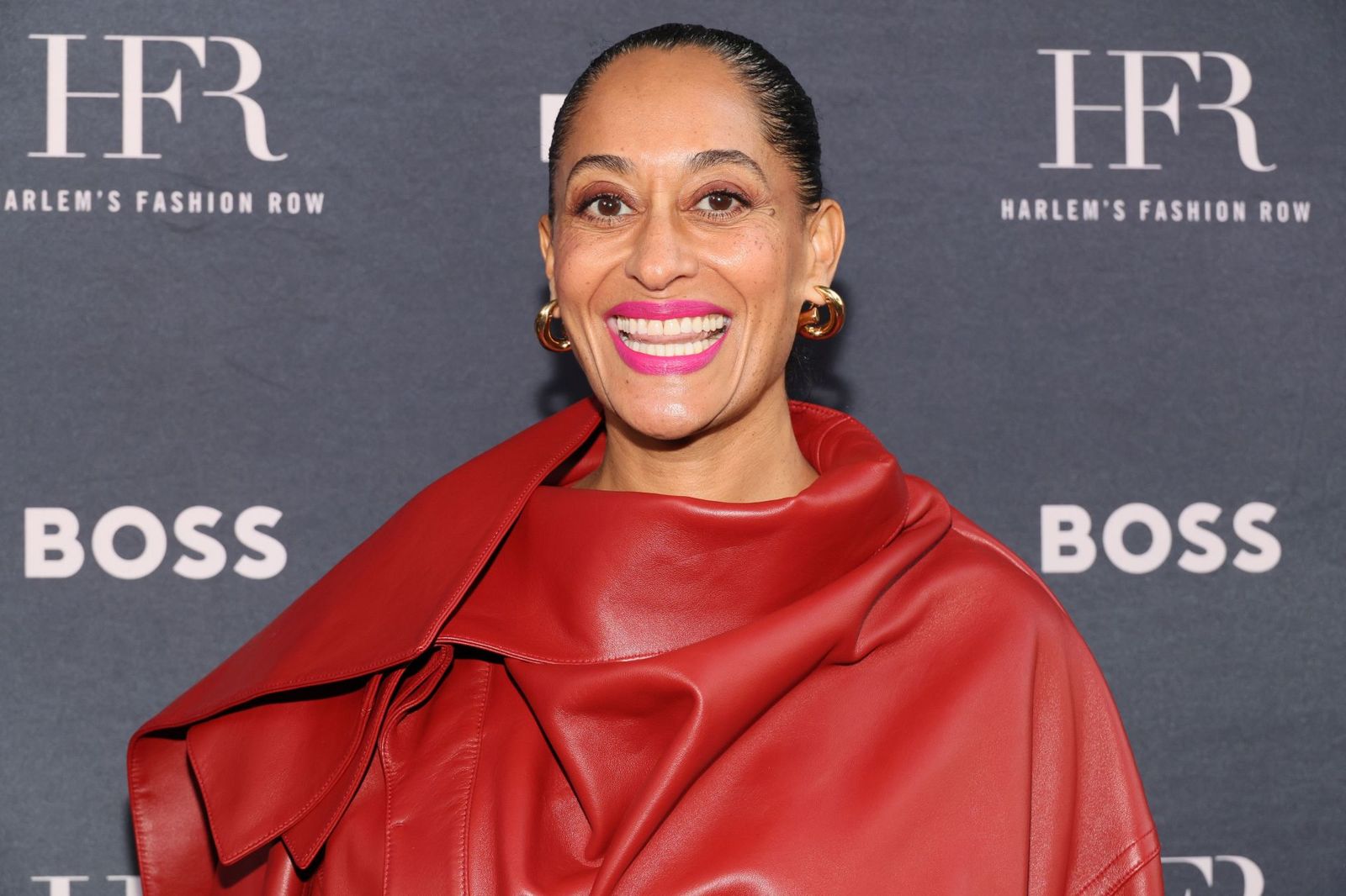“A TRUE fashion girl”: Fans react as Tracee Ellis Ross walks the runway ...