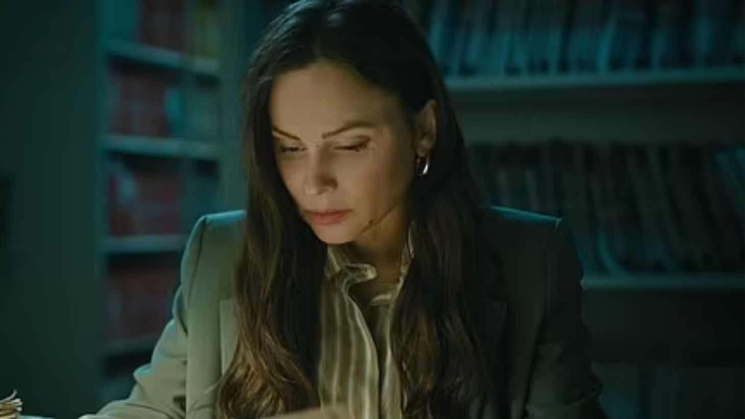 Cassandra Cast And Character Guide Who Plays Whom In Netflixs Latest