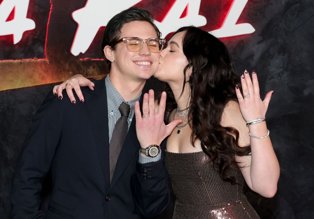 Who was Mary Mouser dating? All we know about ex Brett Pierce