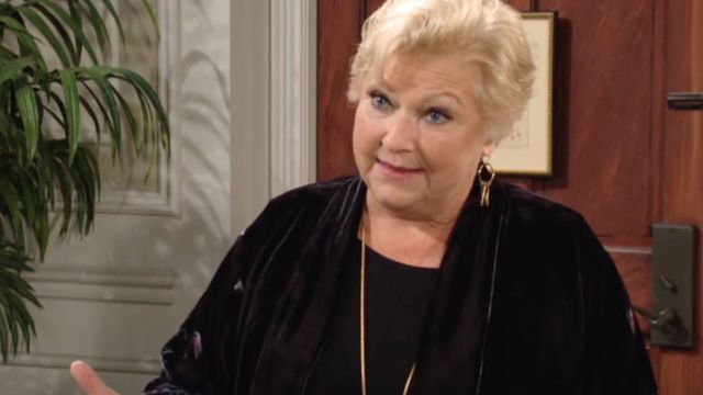 The Young and the Restless teasers, March 12: Phyllis and Sharon get ...