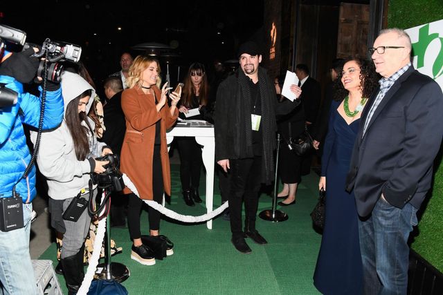 Who is Ed O’Neil’s wife Catherine Rusoff? All we know about the actress