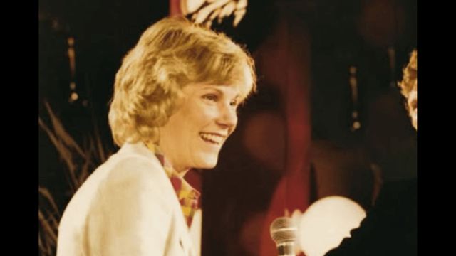 How old is Anne Murray? All about the singer as she receives the ...