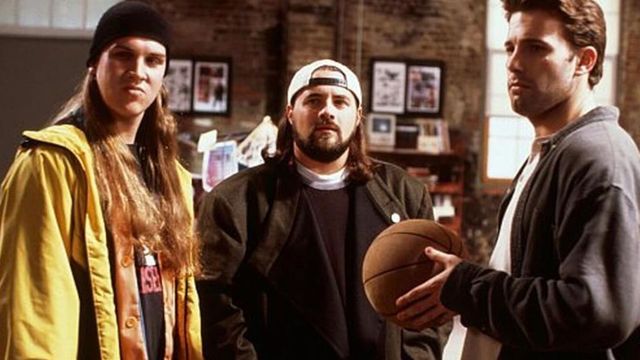 10 Kevin Smith movies to watch if you loved Clerks
