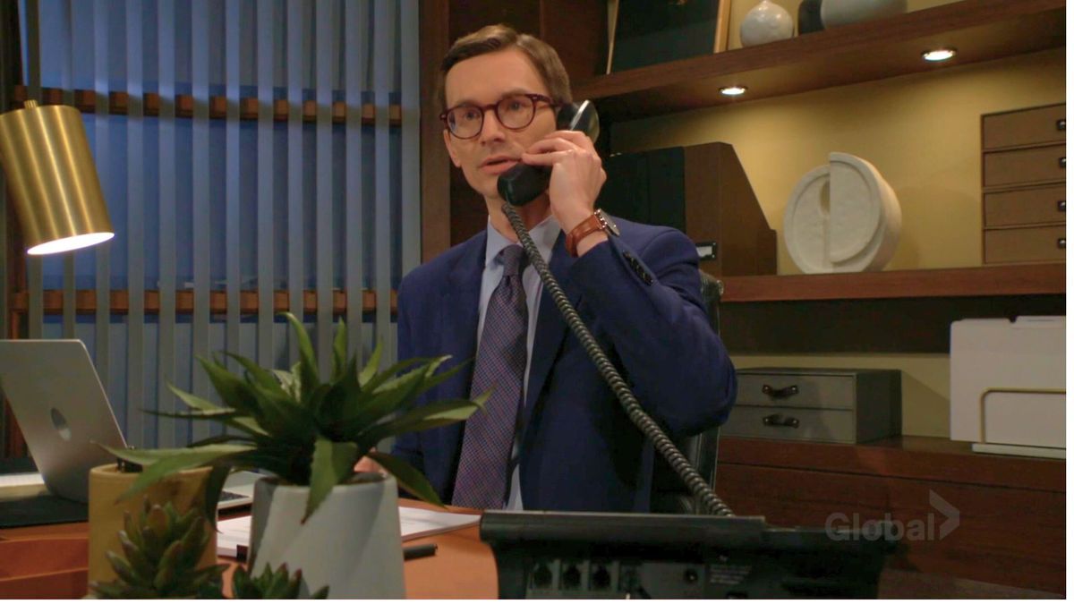 The Young and the Restless' Daily YAPP Recap, May 14: New phone, who dis?