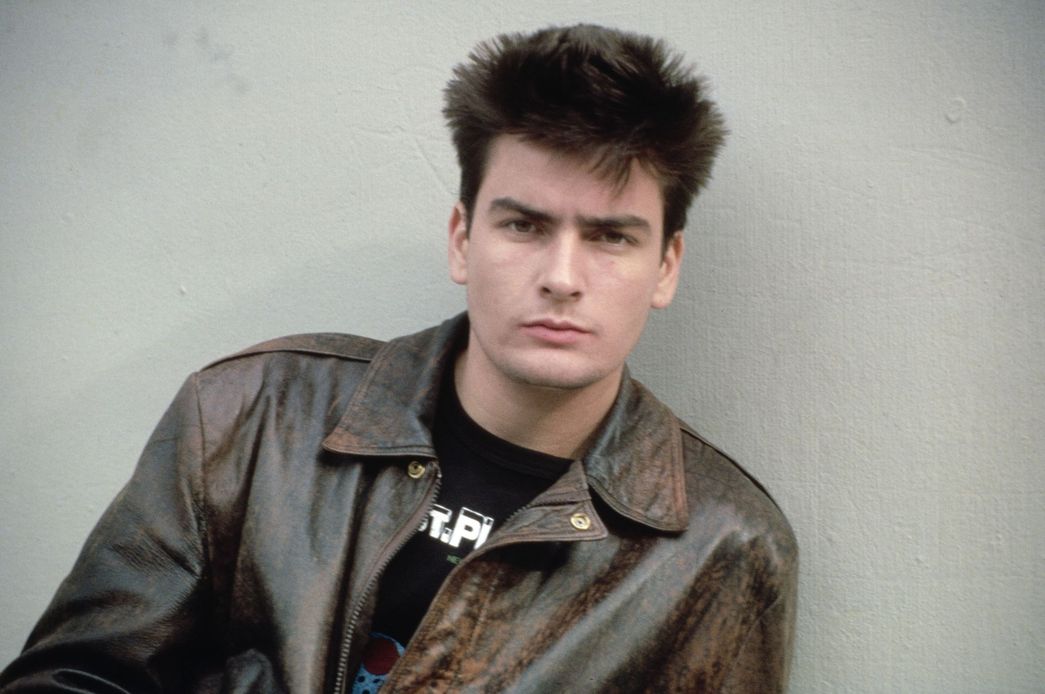 Charlie Sheen, Chuck Lorre: Charlie Sheen hated this other sitcom by ...