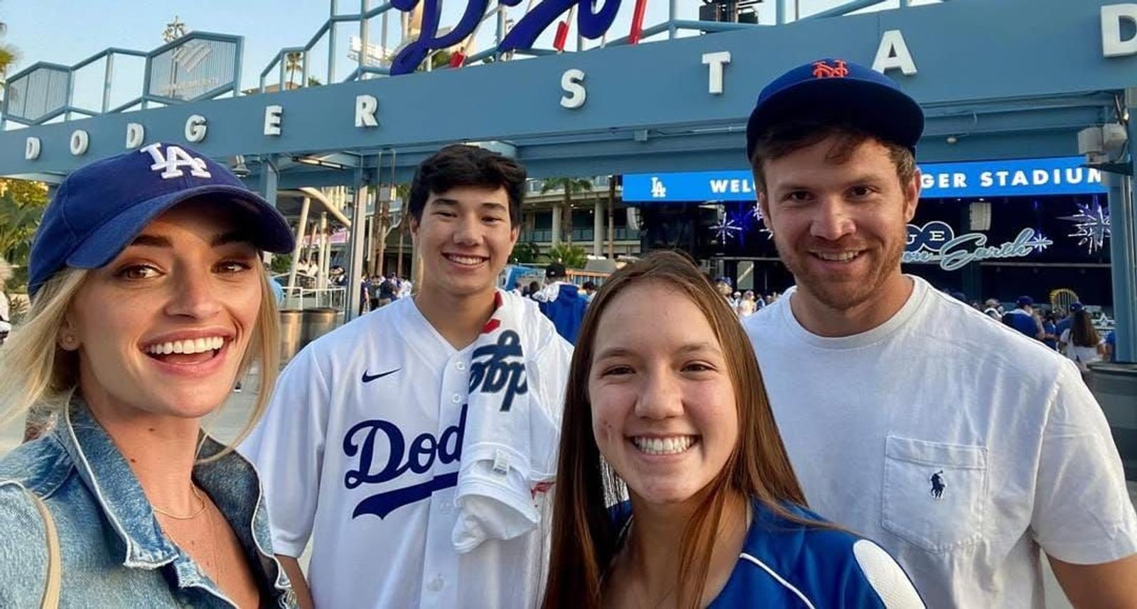 Who are Brianne Howey’s family members?