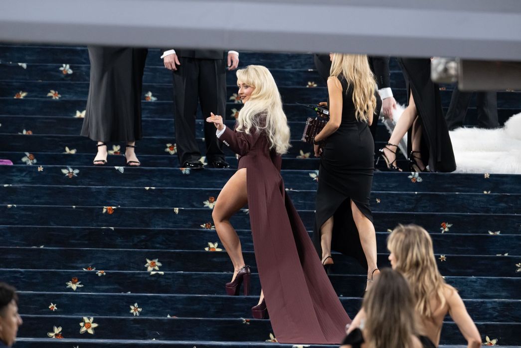 Sabrina Carpenter: What happened with Sabrina Carpenter and Barry ...