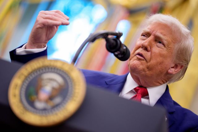 "Trump Always Chickens Out" — President Trump slams reporter who ...