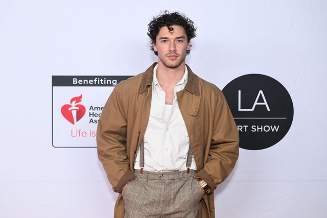 Off campus TV series adaptation cast announced: Full list of actors and ...