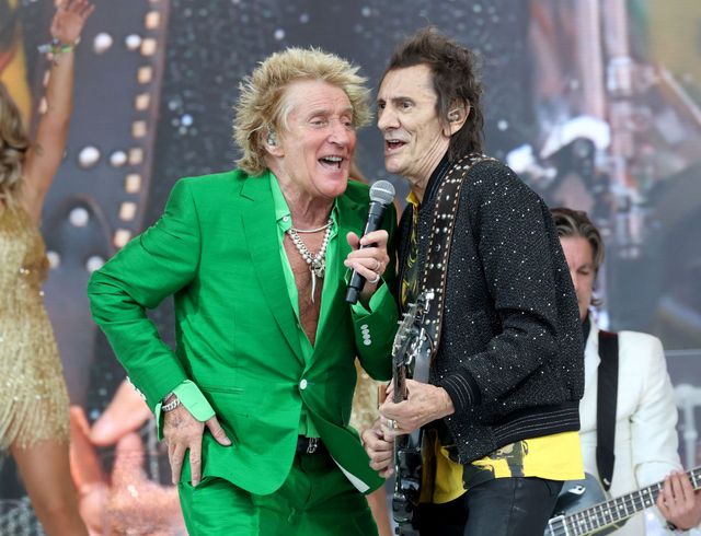 "Had me a real good time": Rod Stewart brings out Ronnie Wood, Lulu and more during Glastonbury ...