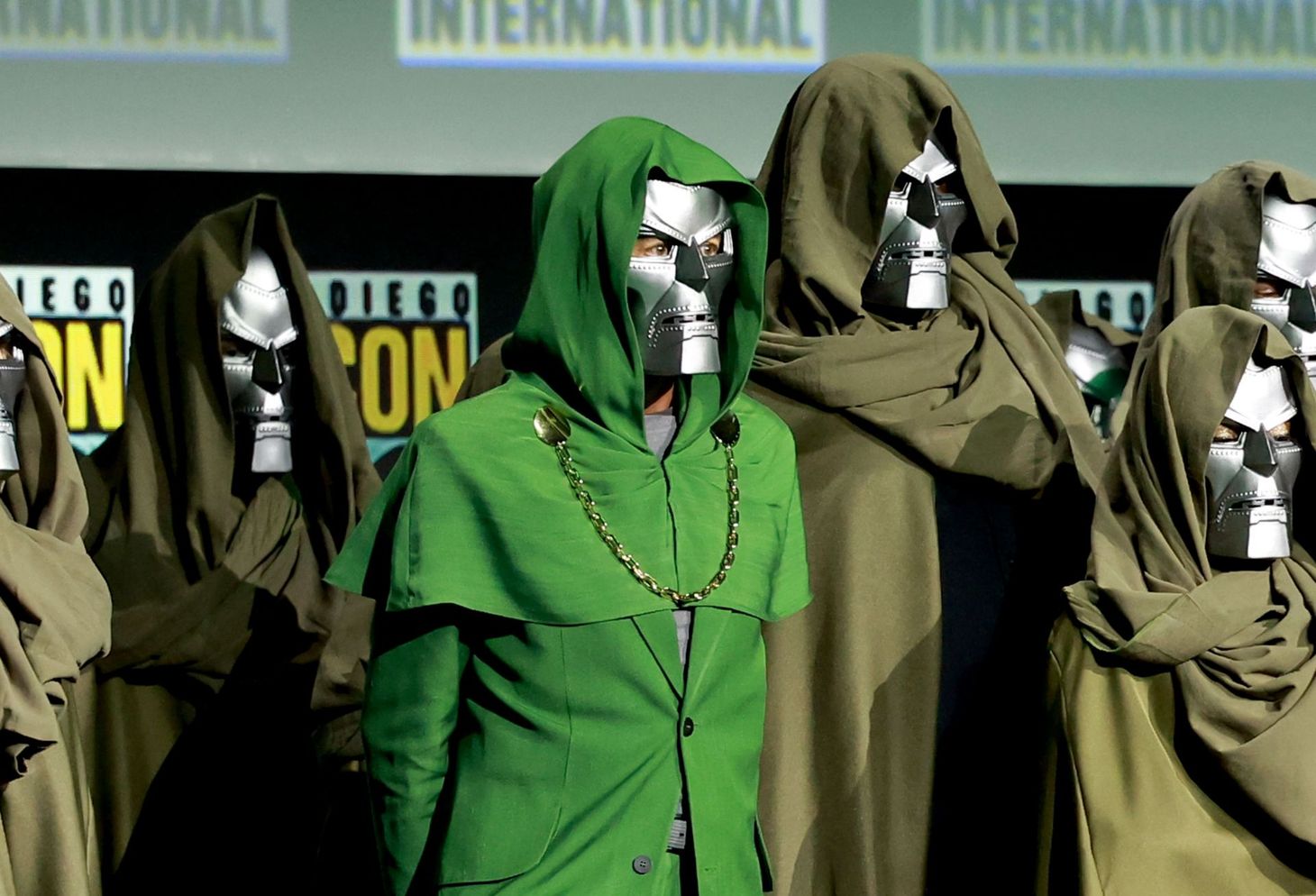 Robert Downey Jr's set photo from Avengers: Doomsday has me thinking if ...