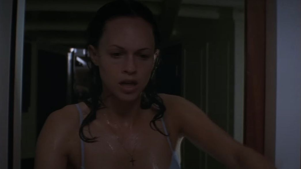 Open Water 2: Adrift ending explained: Amy and her infant daughter ...