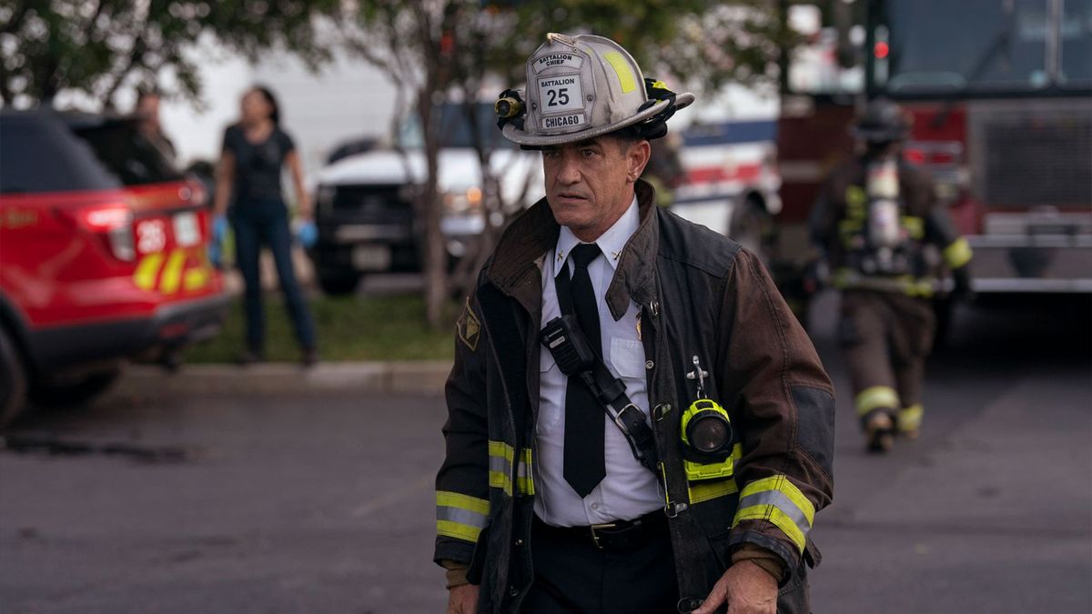 Chicago Fire: Dermot Mulroney’s character, explained — what he wants ...