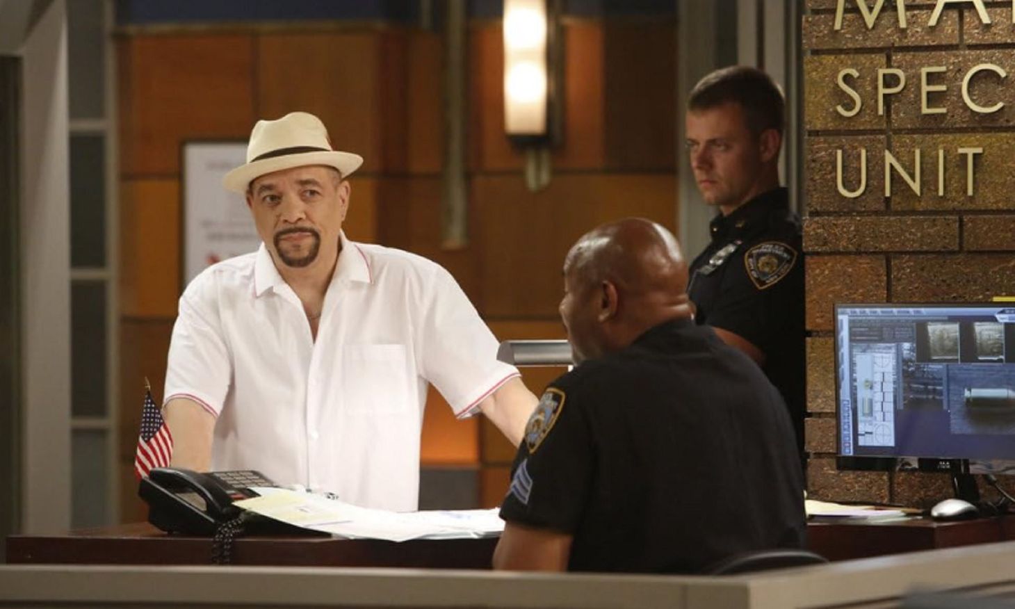 Why Fin Tutuola is the most underrated Law & Order: SVU character after ...