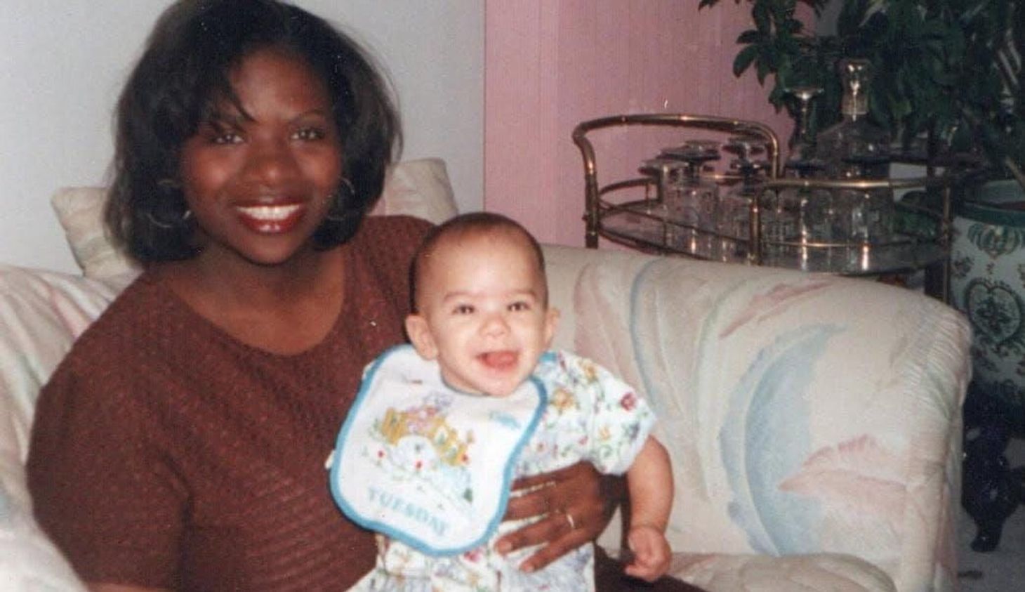 Who are Antonia Gentry’s family members?