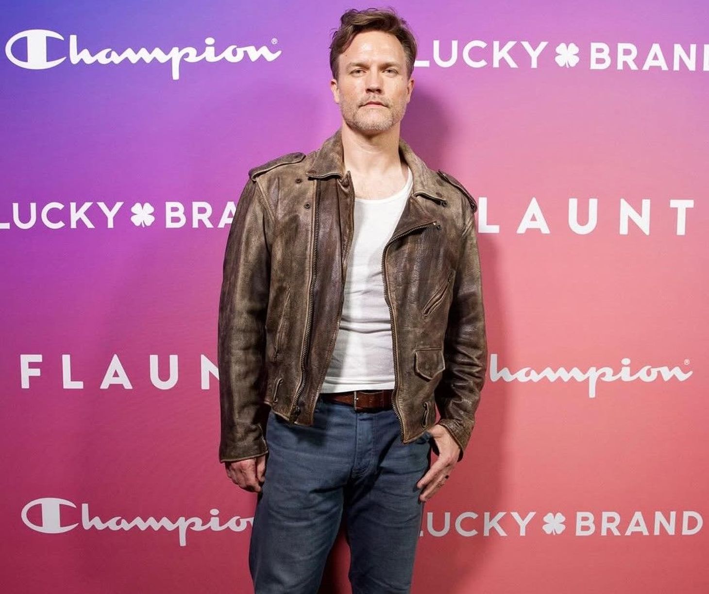 Scott Porter Family – Father, Mother, Siblings, Wife, Children