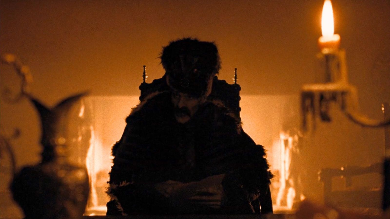 7 Ways Bill Skarsgård's portrayal of Count Orlok in Nosferatu differs ...