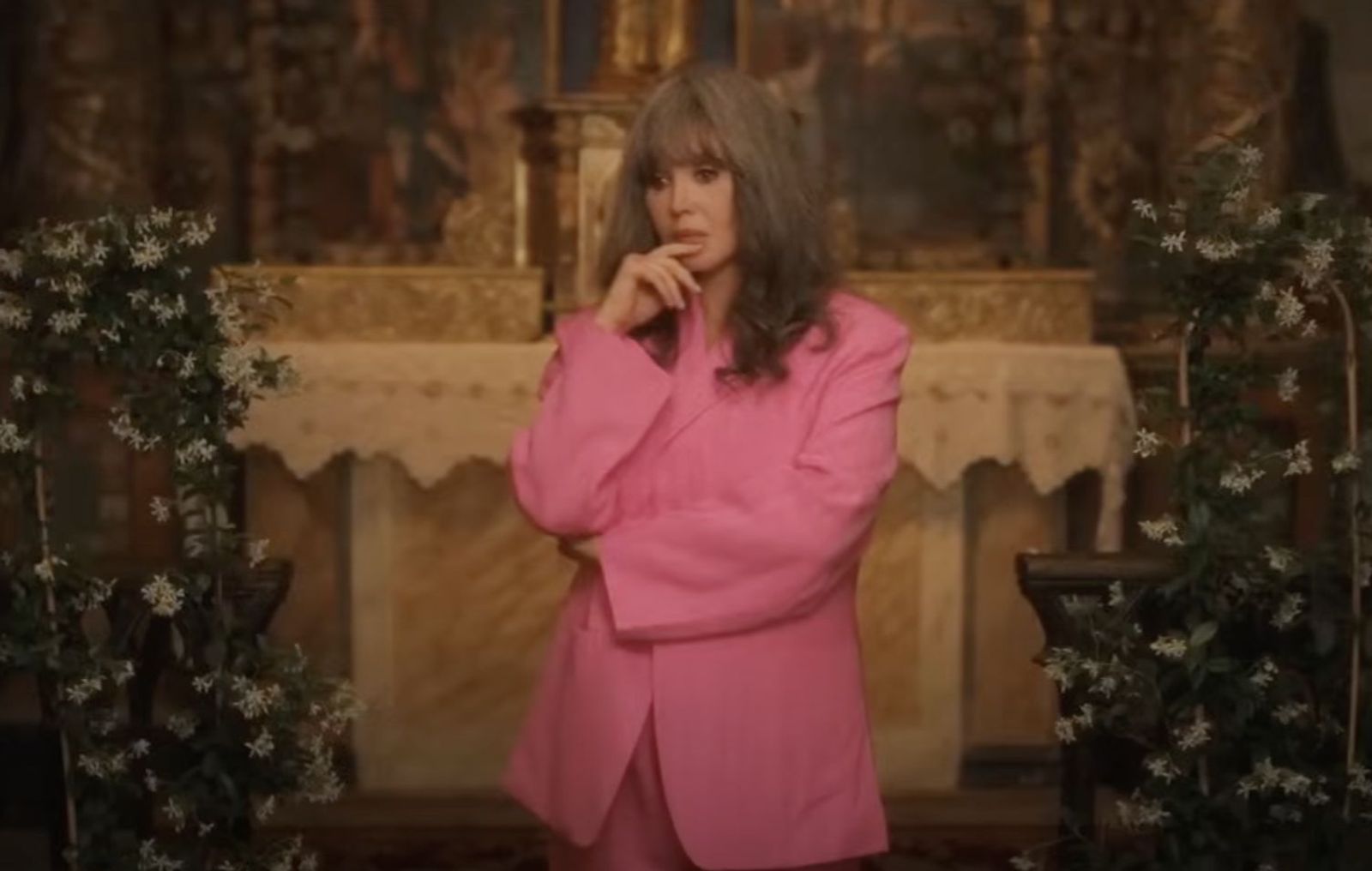 Under a Dark Sun cast and character guide: Who plays whom in Netflix's ...