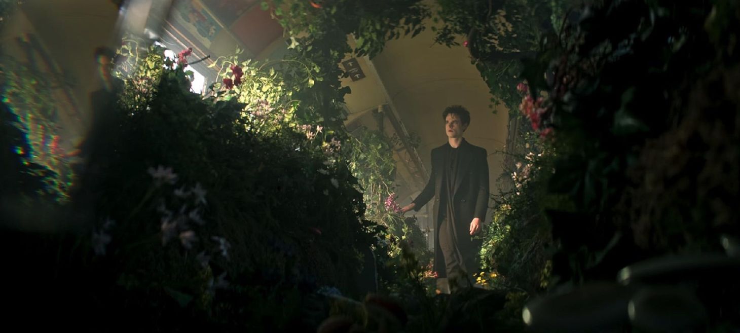 “He’s the bad guy”: The Sandman creator goes in detail about the death ...