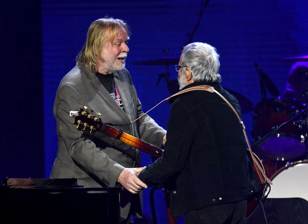 Dave Cousins: How did Rick Wakeman react to the death of Strawbs ...