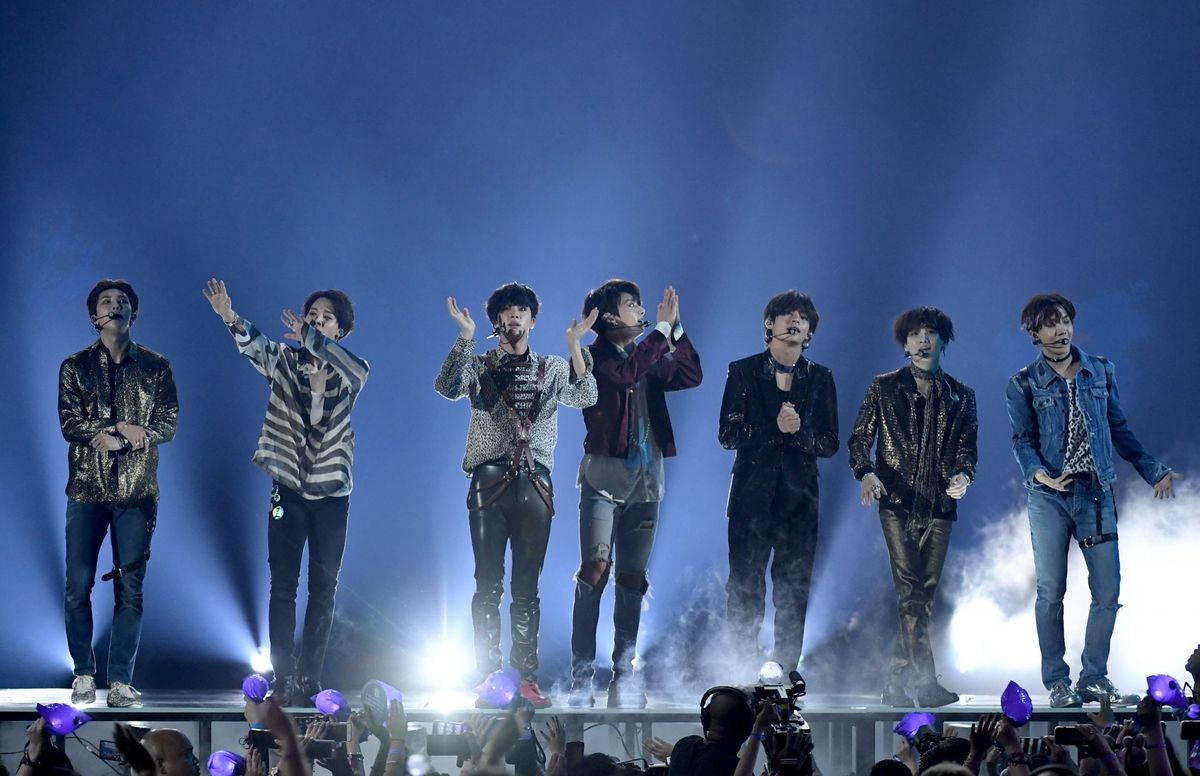 6 best live performances of BTS