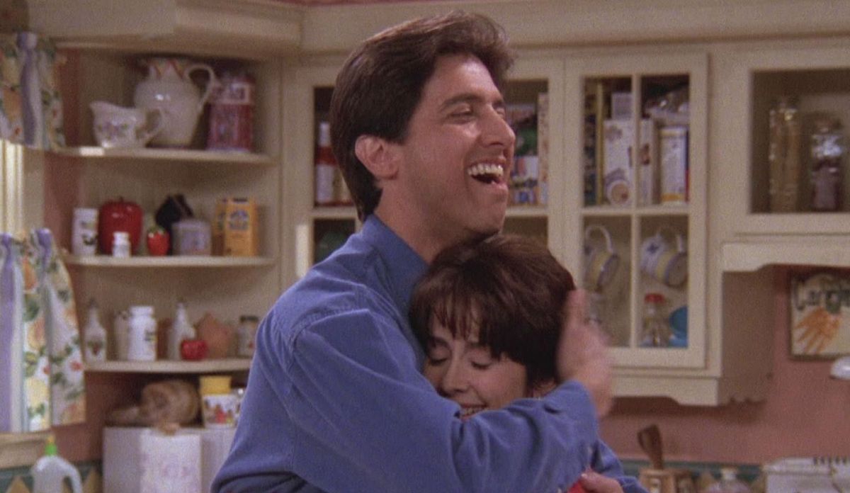 These 10 episodes from Everybody Loves Raymond will leave you rolling ...