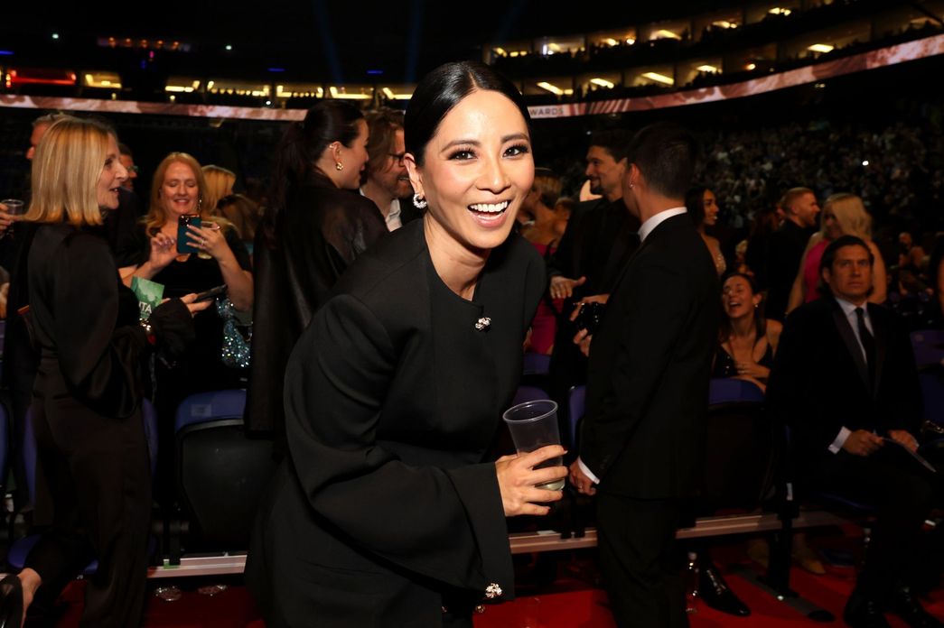 Red Eye cast and character guide: Who plays whom in the Hulu thriller?