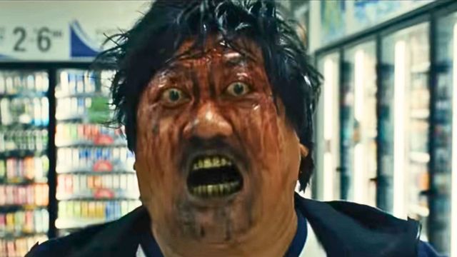 Weapons: This actor was the only one who stayed through the movie’s ...