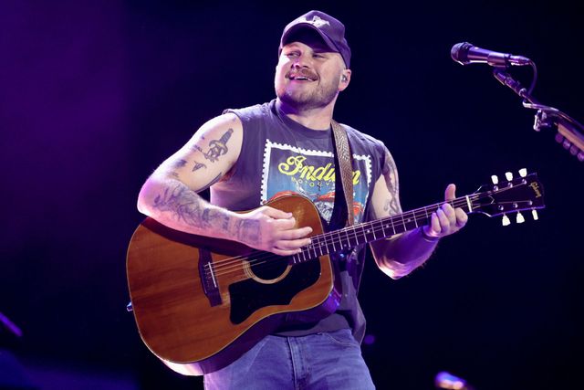 Why is Tyler Childers reacting to the Zach Bryan and Brianna Chickenfry ...