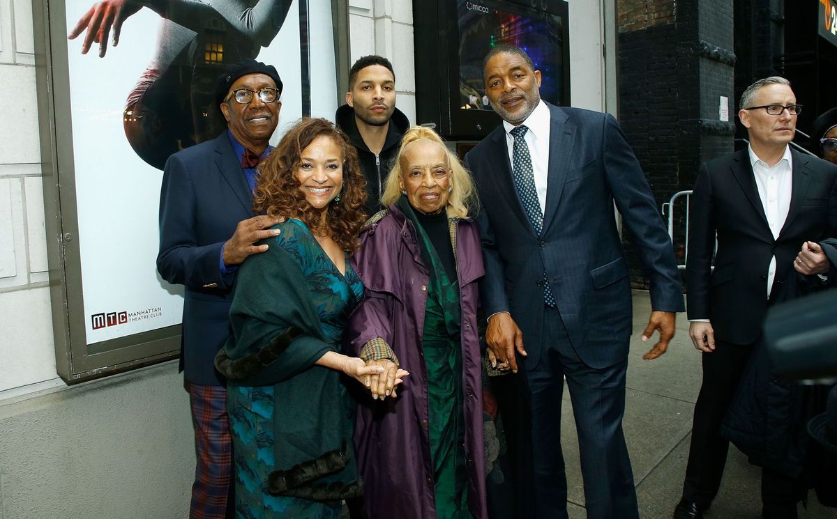 Who was Vivian Ayers Allen? Debbie Allen’s Pulitzer Prize-nominated ...