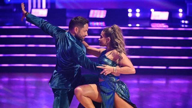 Danielle Fisher speaks out about being on Dancing with the Stars after ...