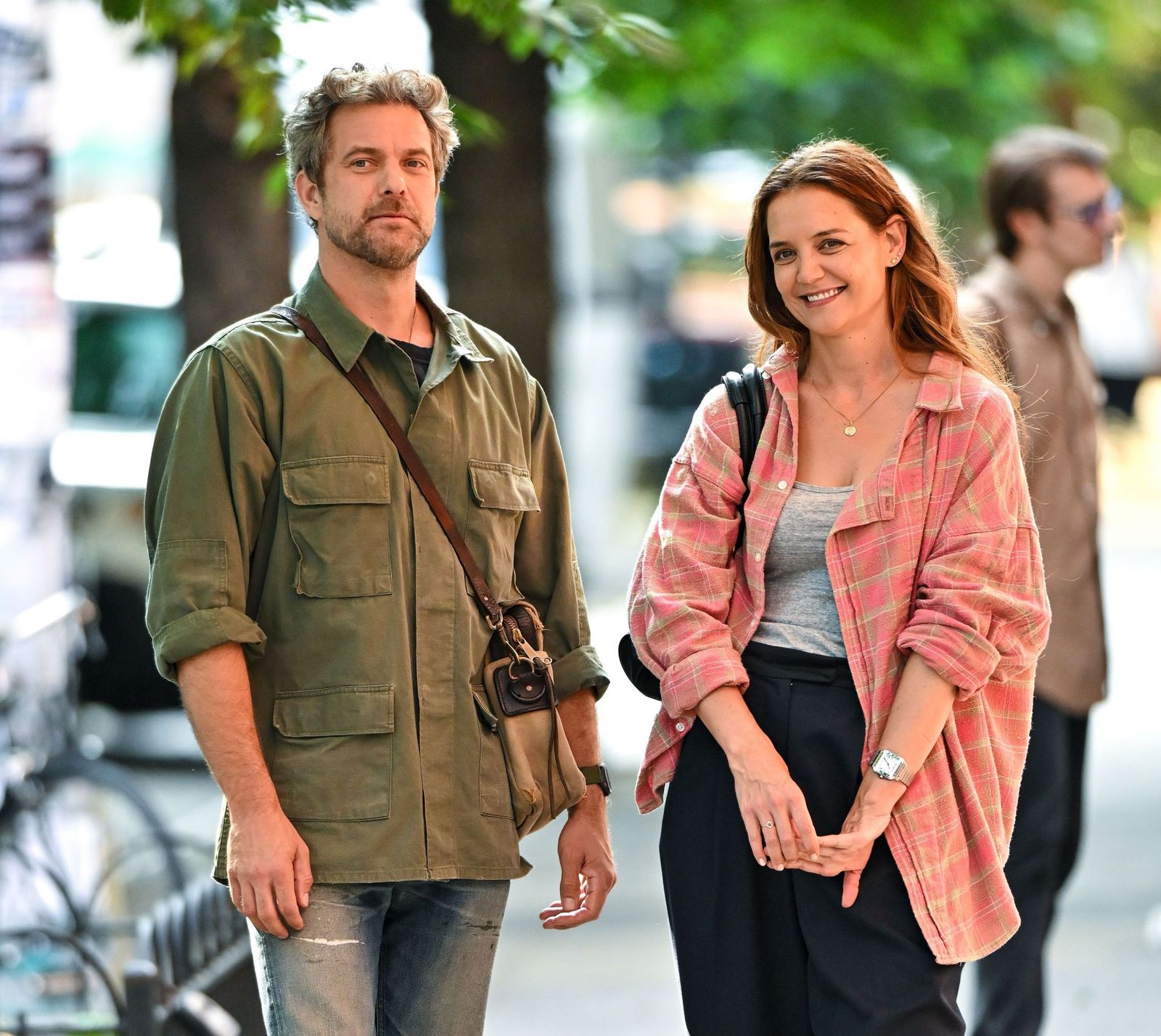 Katie Holmes: "I’m living for it": Fans anticipate as Joshua Jackson ...