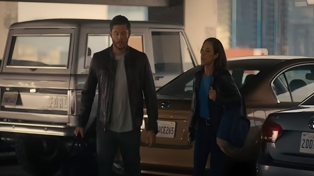 What happens to Agent Shepherd's sister Molly in the cliffhanger ...