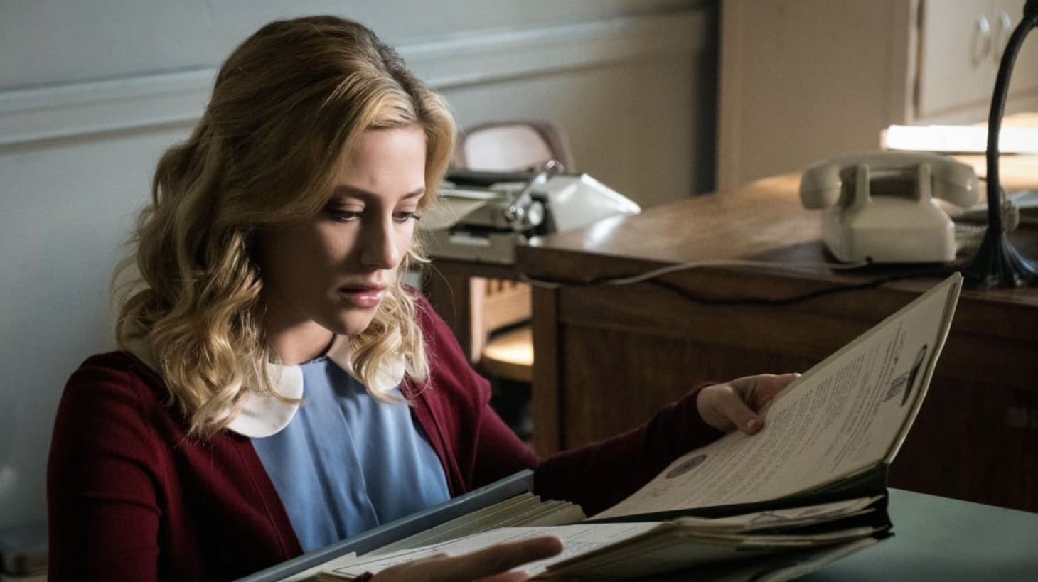 Where does Riverdale take place? Details explored