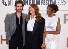 Isla Fisher Family - Father, Mother, Siblings, Husband, Kids