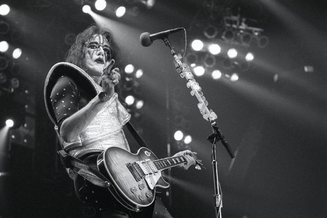 Who has Ace Frehley dated over the years? KISS guitarist's personal ...