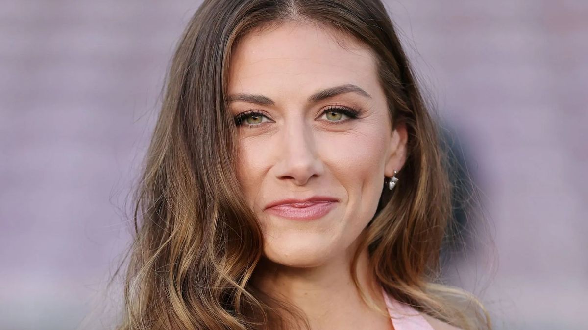 Shameless: Who plays Mel in Shameless? Exploring the character and the ...