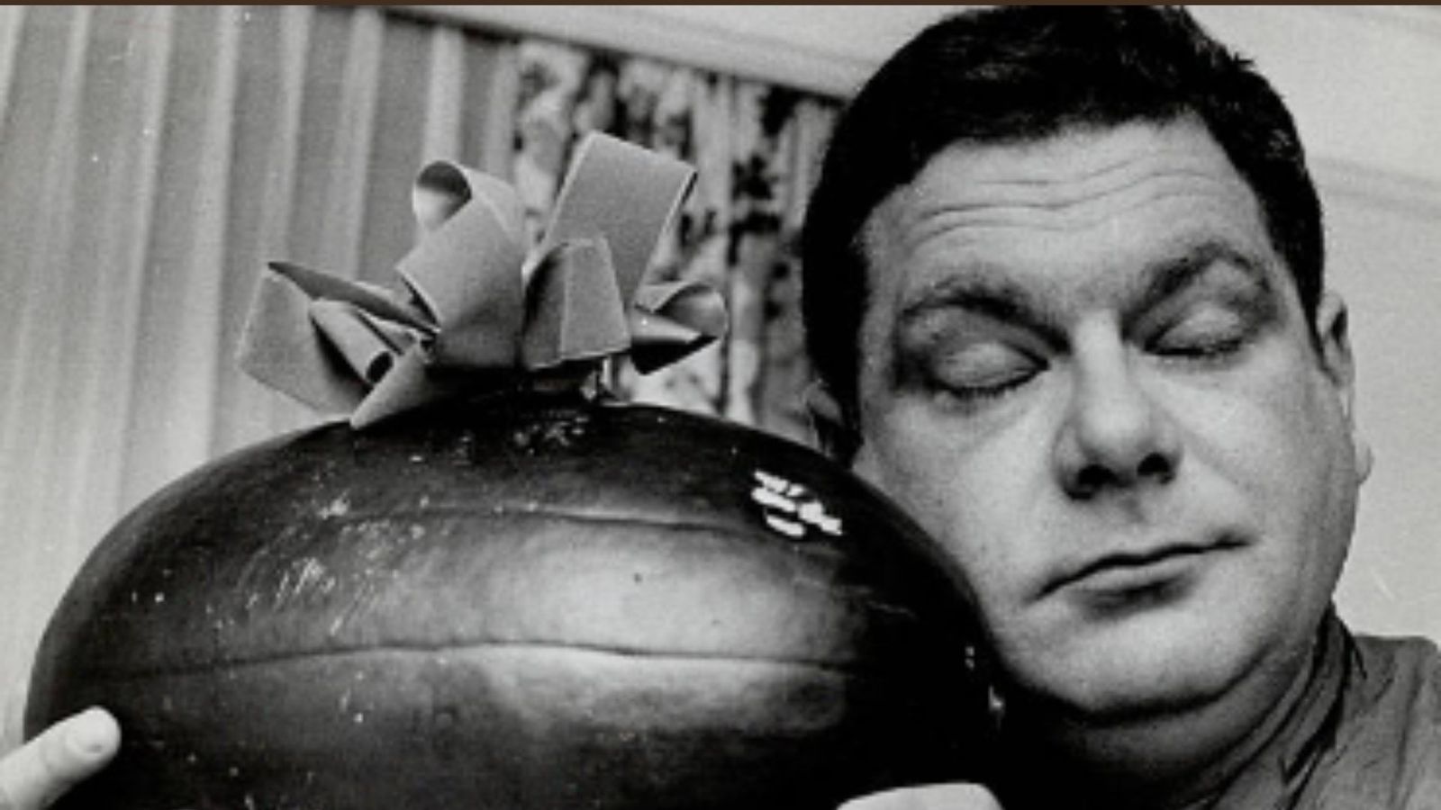 Who is Jackie Vernon's son? Family details explored as claims surface ...