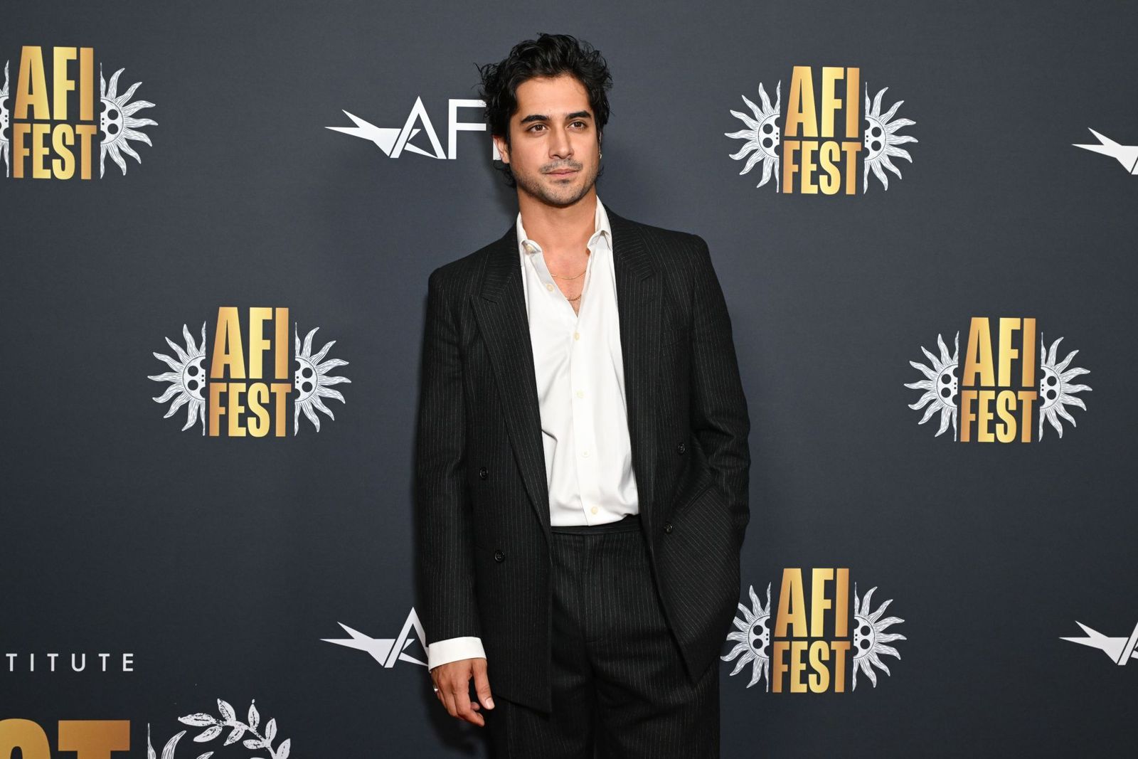 56 Days: First poster for 56 Days starring Dove Cameron and Avan Jogia ...