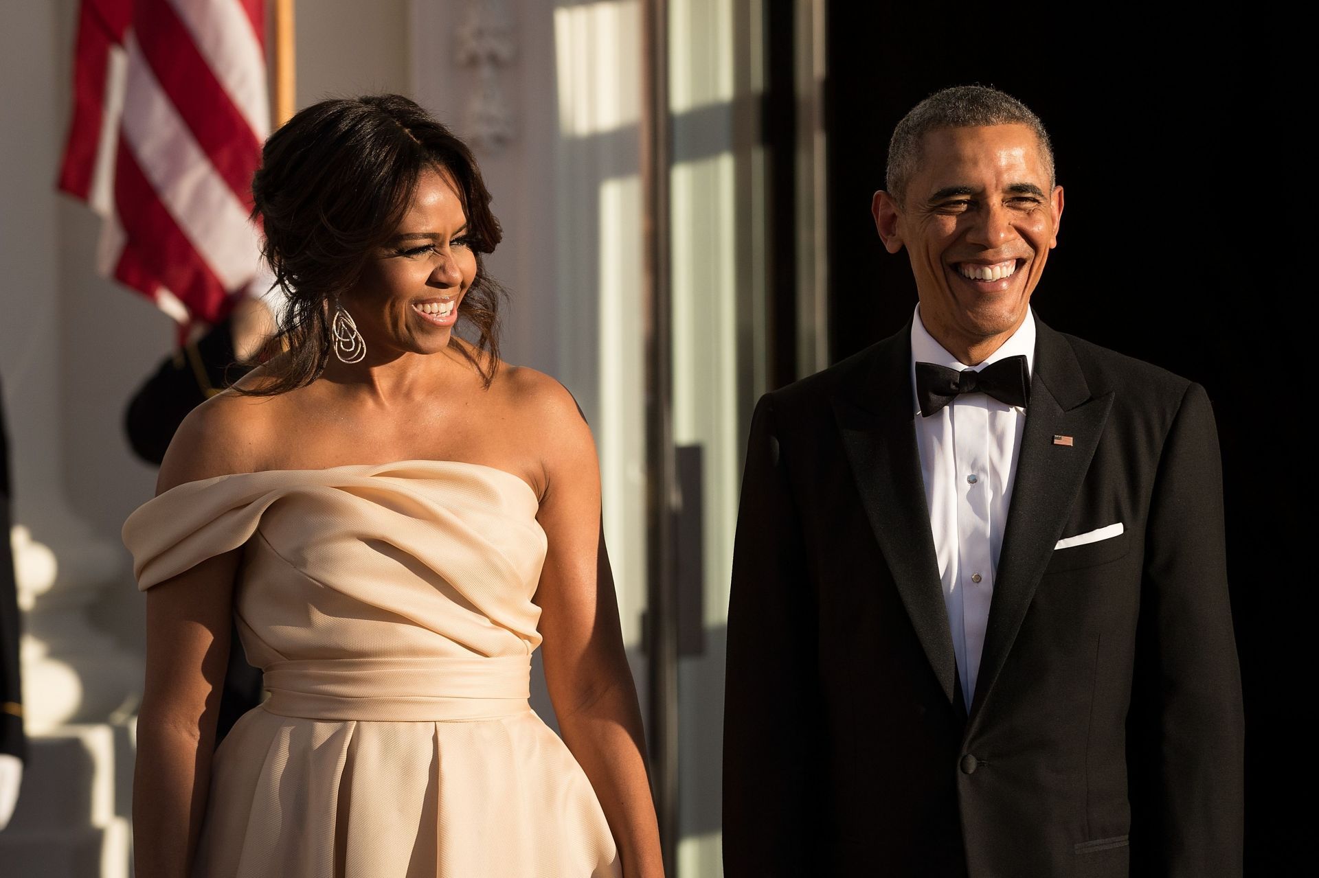 "The woman who lights up every room": Former president Barack Obama ...