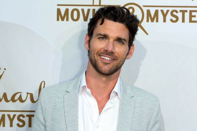 Nathan, Kevin McGarry: Why does Nathan from When Calls the Heart look ...