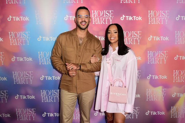 Desmond Scott reportedly packs on the PDA amid divorce from longtime ...