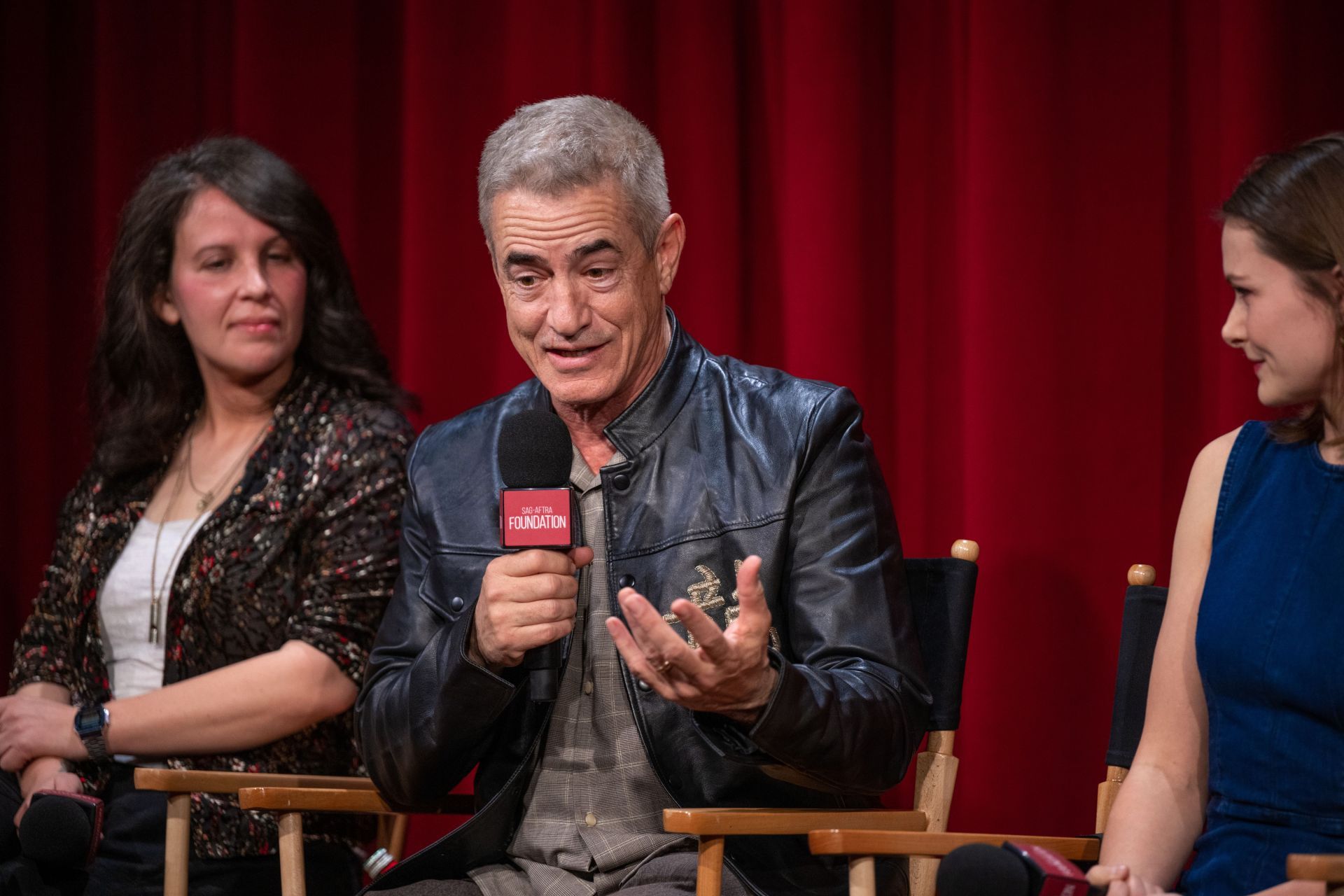 When did Dermot Mulroney and Prima Apollinaare file for divorce ...