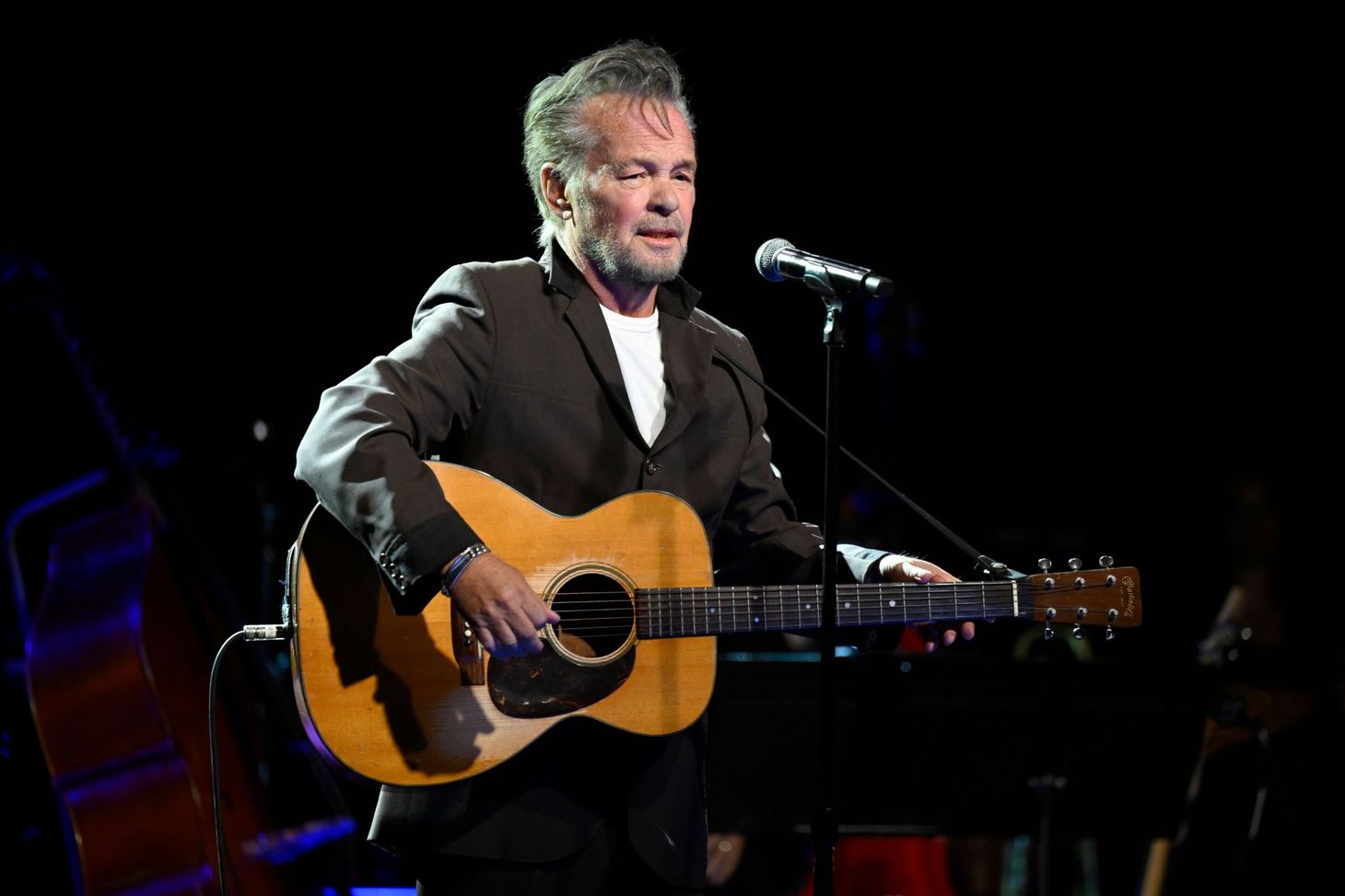“That’s what I hate about politics today”: John Mellencamp slams ...